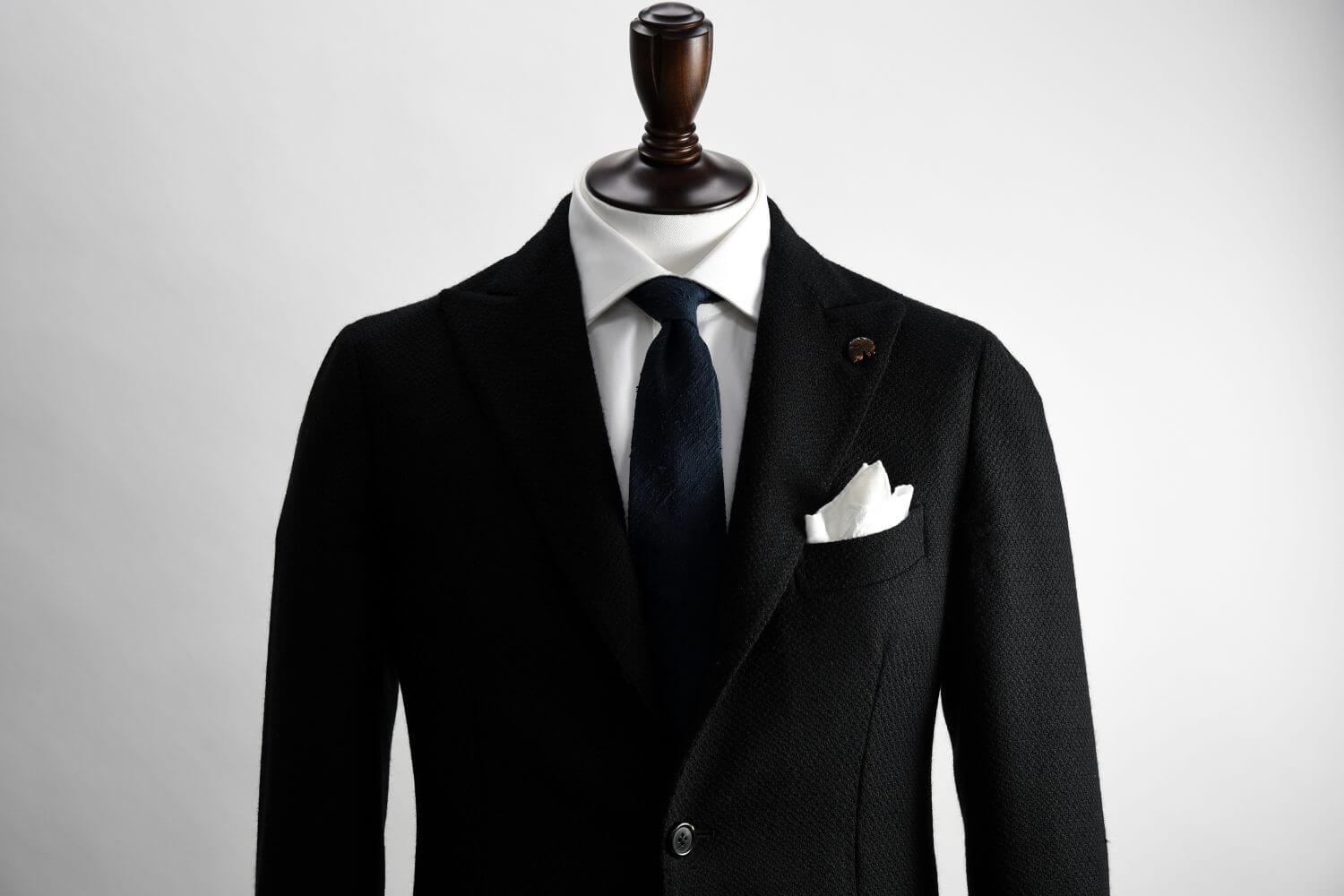 11 ways to fold a pocket square! Introducing from the insertion method ...