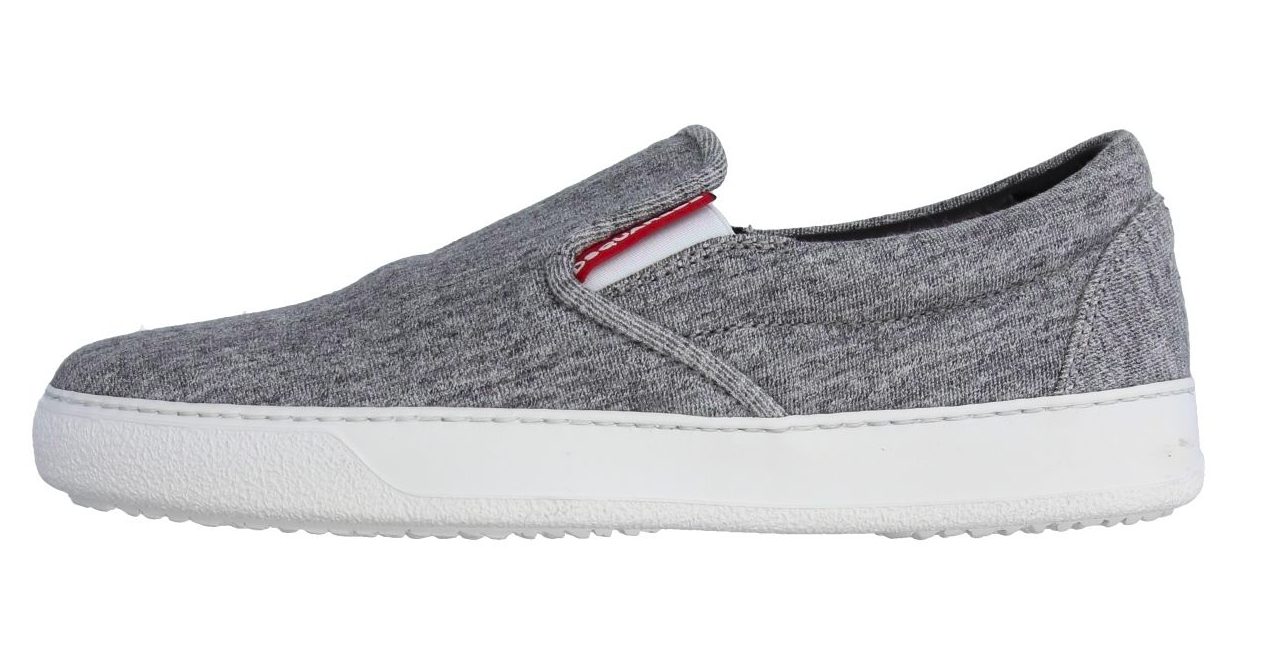 Slip-on Sneaker Codes! Light and effortless men's outfits & recommended ...