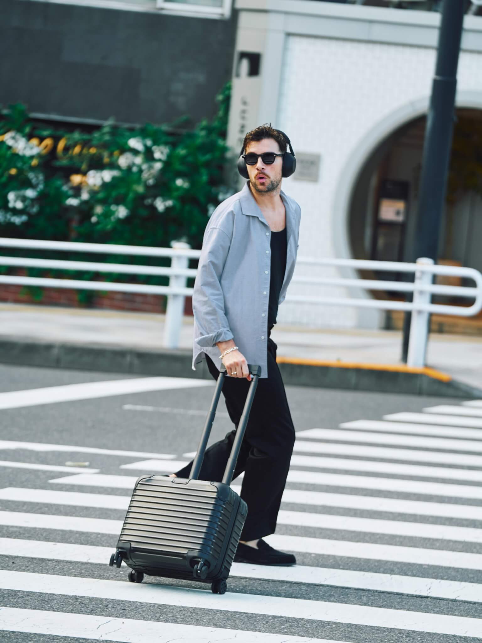 リモワのスーツケースを挑戦者が偏愛する3の理由＆珠玉の全モデル紹介【100型以上を網羅】 | メンズファッションメディア OTOKOMAE / 男前研究所