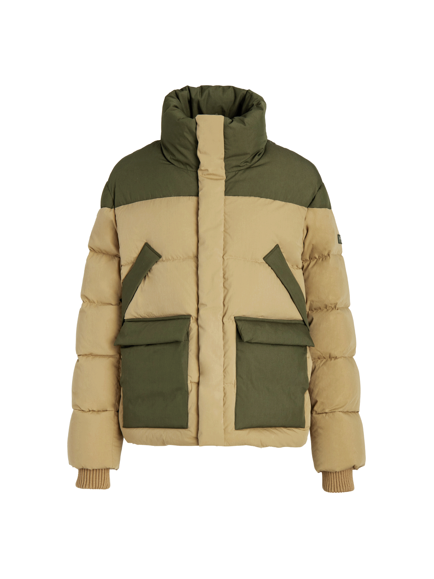 タトラス 40モデル以上のダウンジャケットから選抜【攻め VS 守り】 | メンズファッションメディア OTOKOMAE / 男前研究所